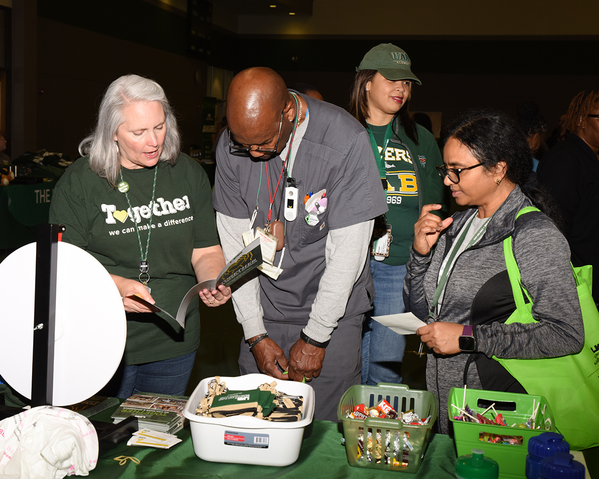 Meet HR & Friends on the Green - Human Resources