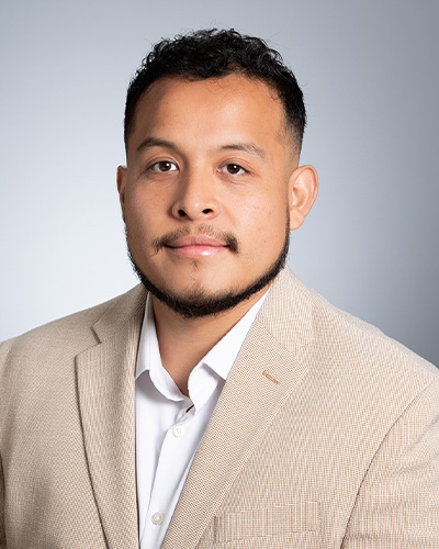 Nine Heersink staff members honored with 2024 Dean’s Excellence Awards ...