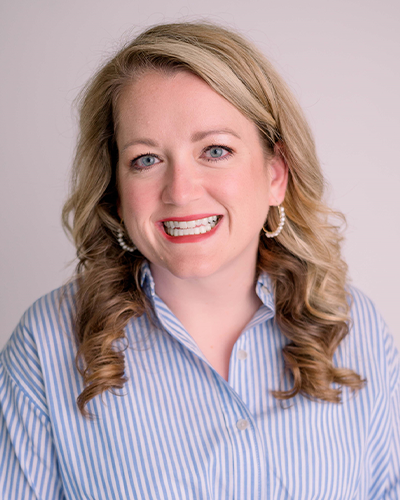 Nine Heersink staff members honored with 2024 Dean’s Excellence Awards ...