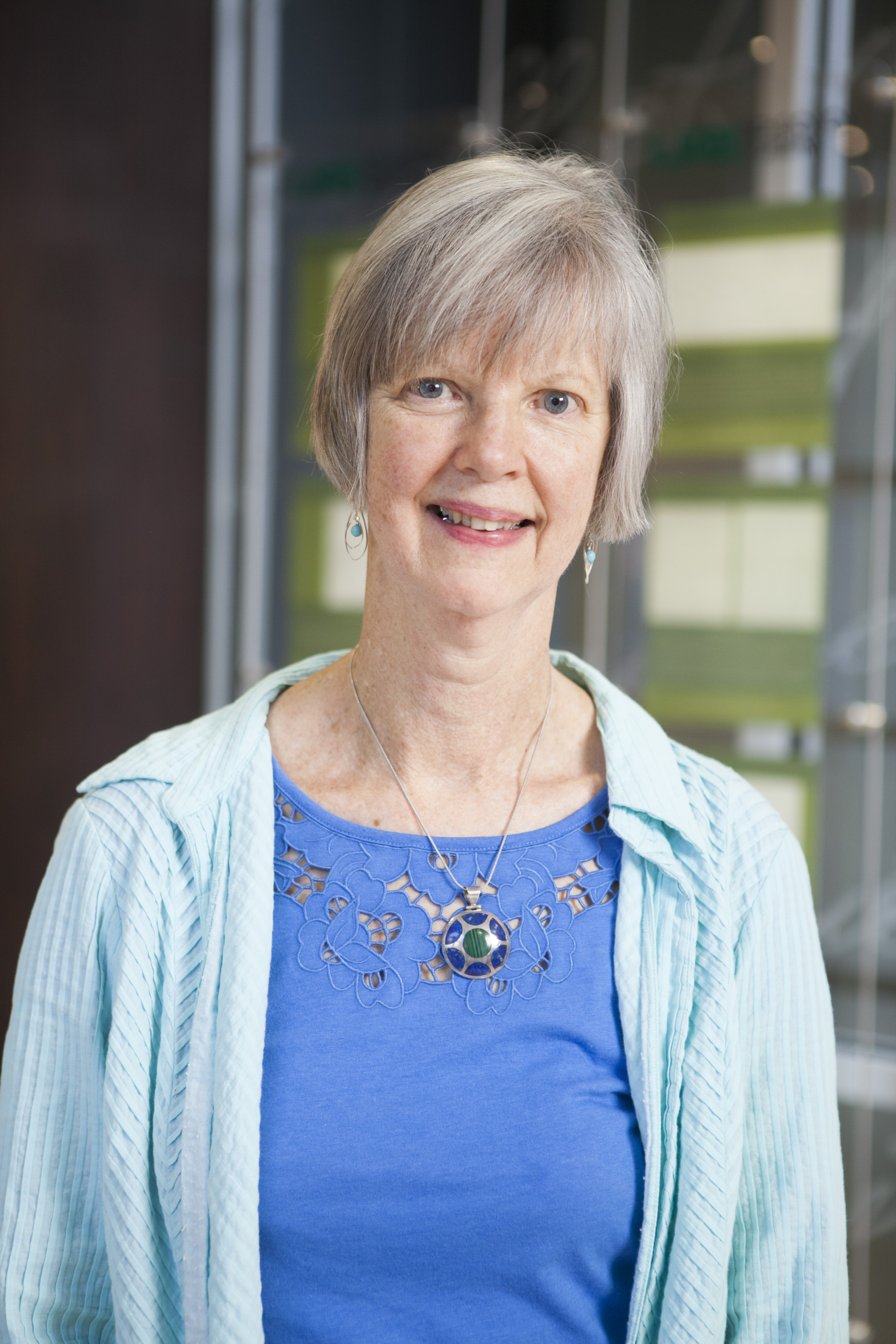 Wilson receives 2015 Distinguished Educator Award from Birmingham UNA ...