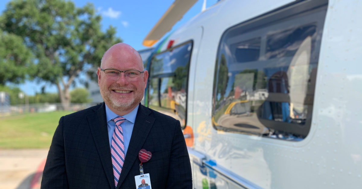 Alumnus leads in critical care transport | School of Nursing News
